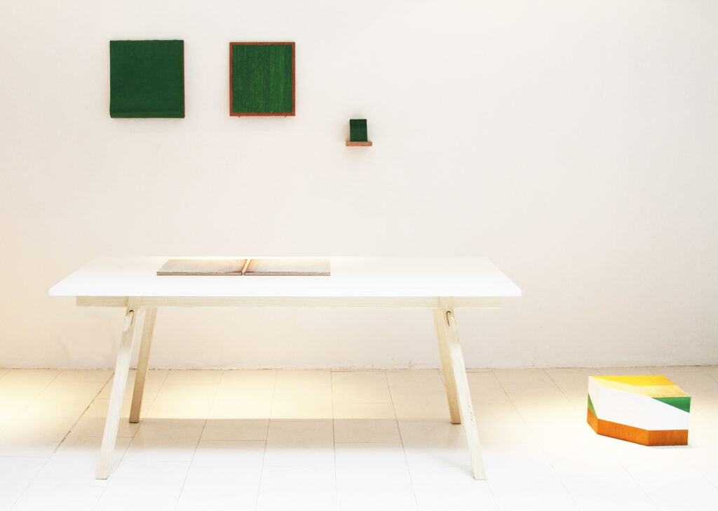 Jakob Timpe > Stand Table | HIC