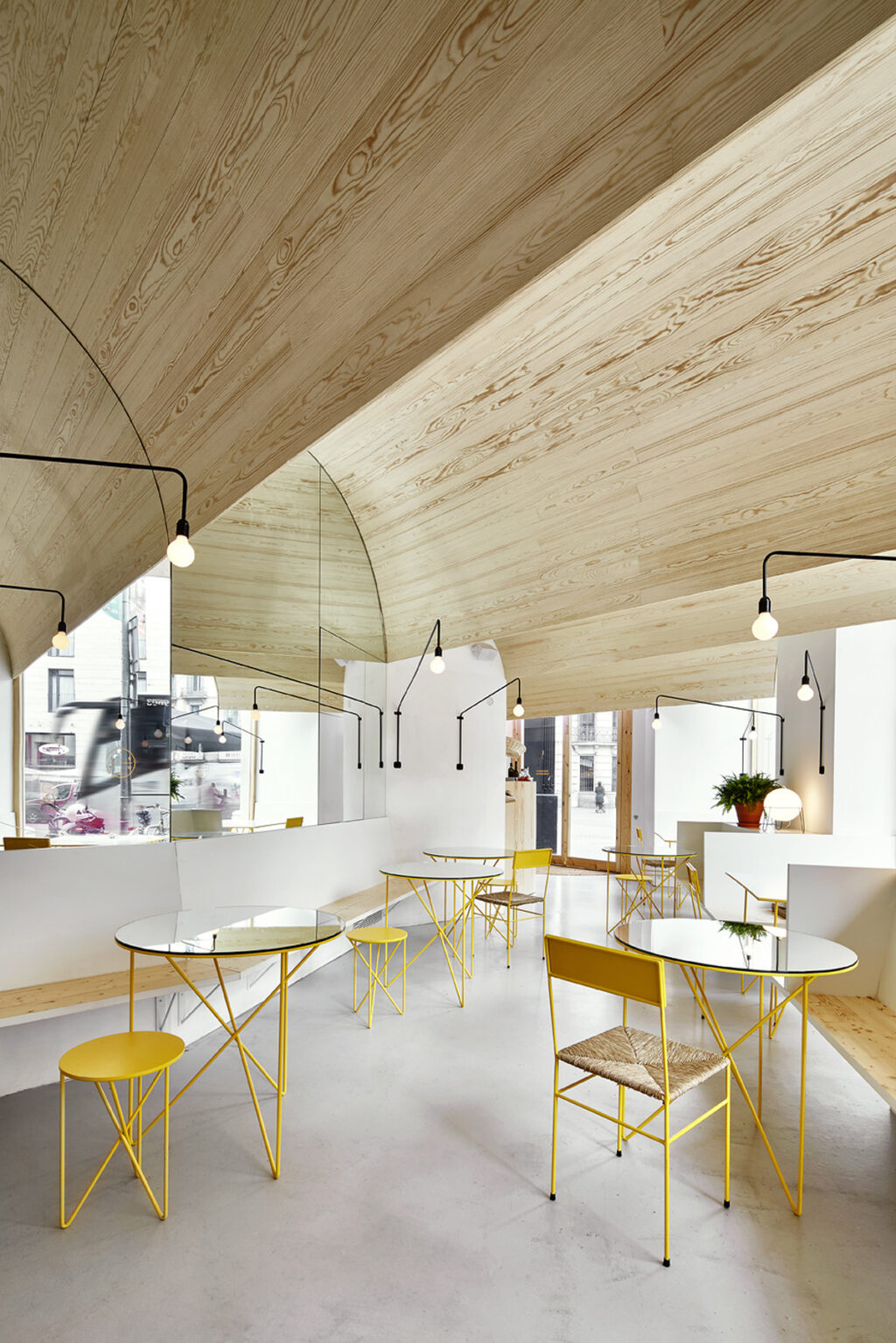 MAIO > Bar Nou | HIC