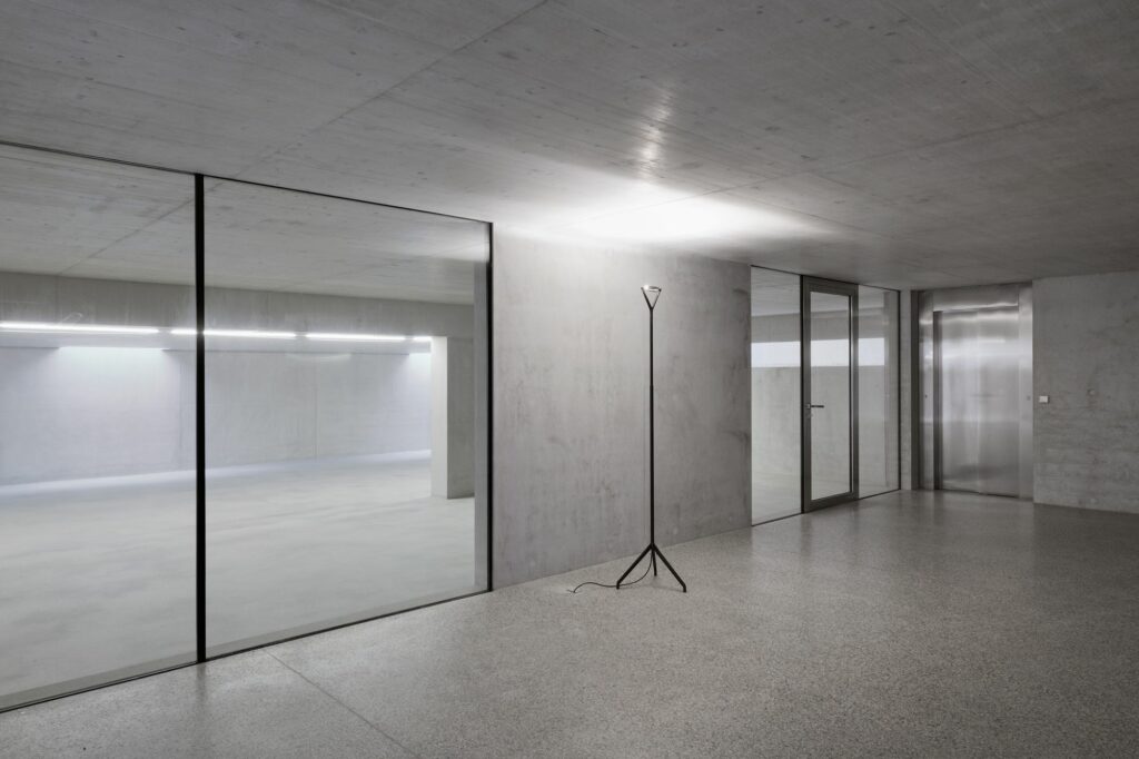 Bevk Perović > Apartment building, Prule | HIC