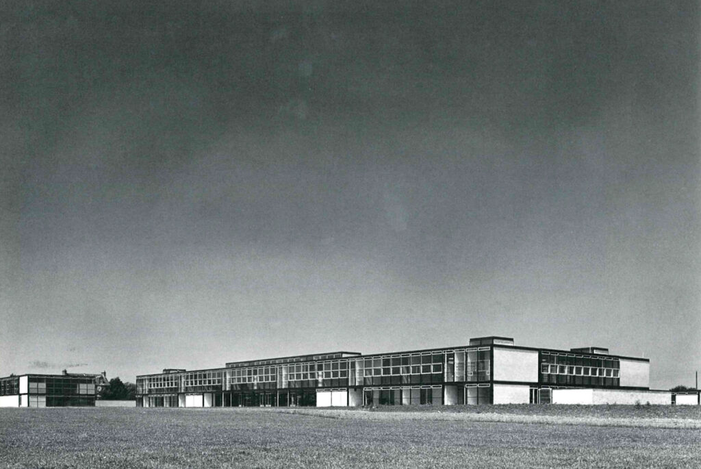 Alison and Peter Smithson > Hunstanton School | HIC