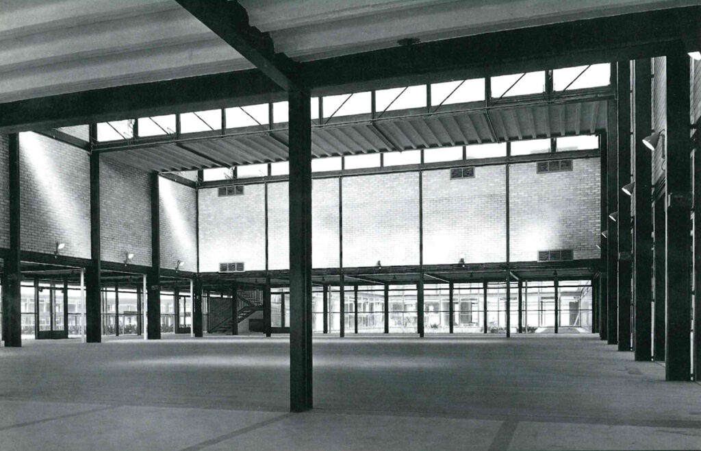 Alison and Peter Smithson > Hunstanton School | HIC