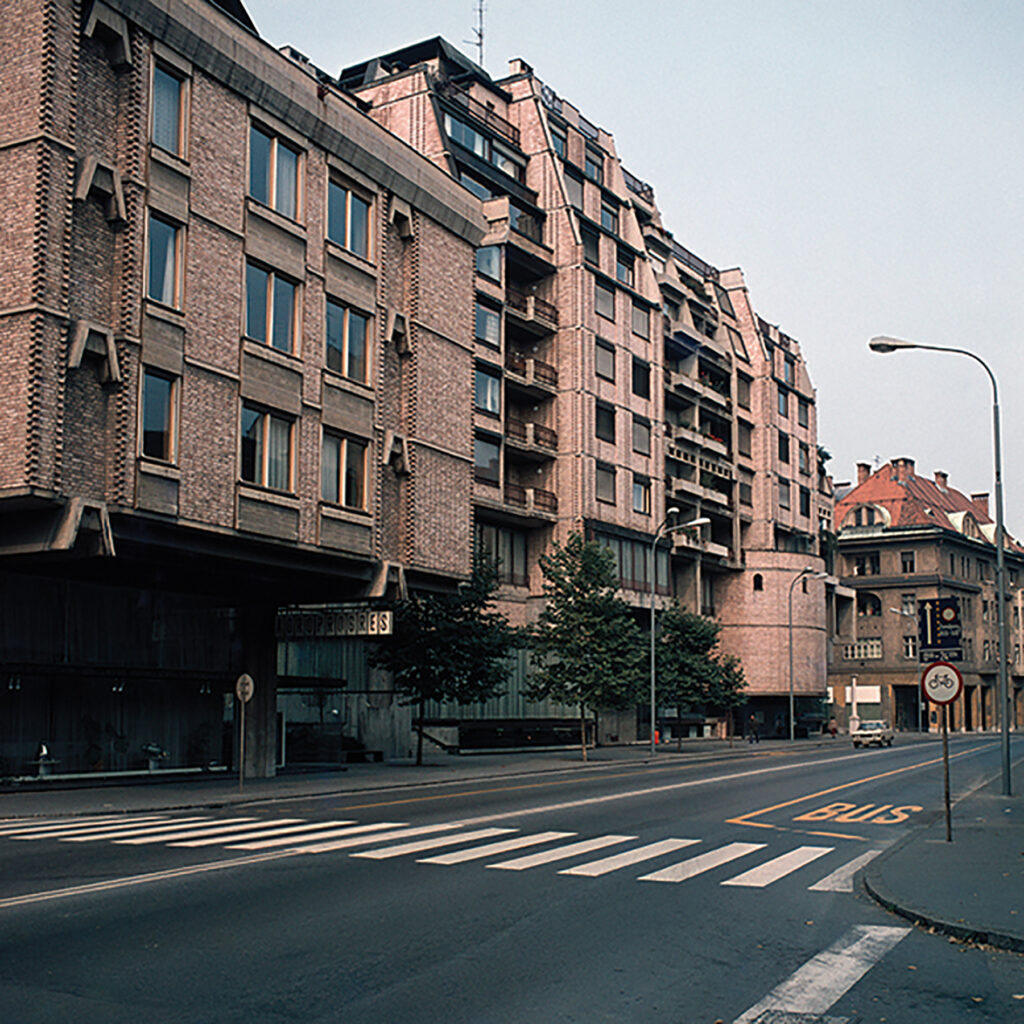 Edvard Ravnikar > Ferantov Garden Residential Complex | HIC