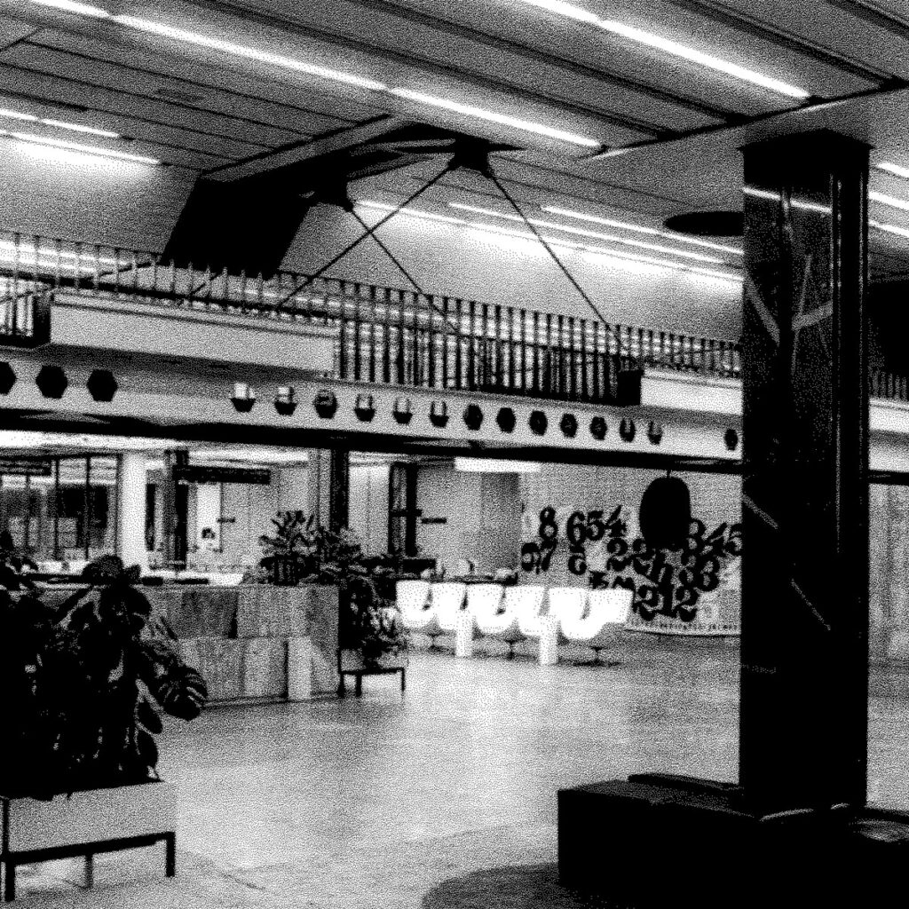 Edvard Ravnikar > Revolution Square | HIC