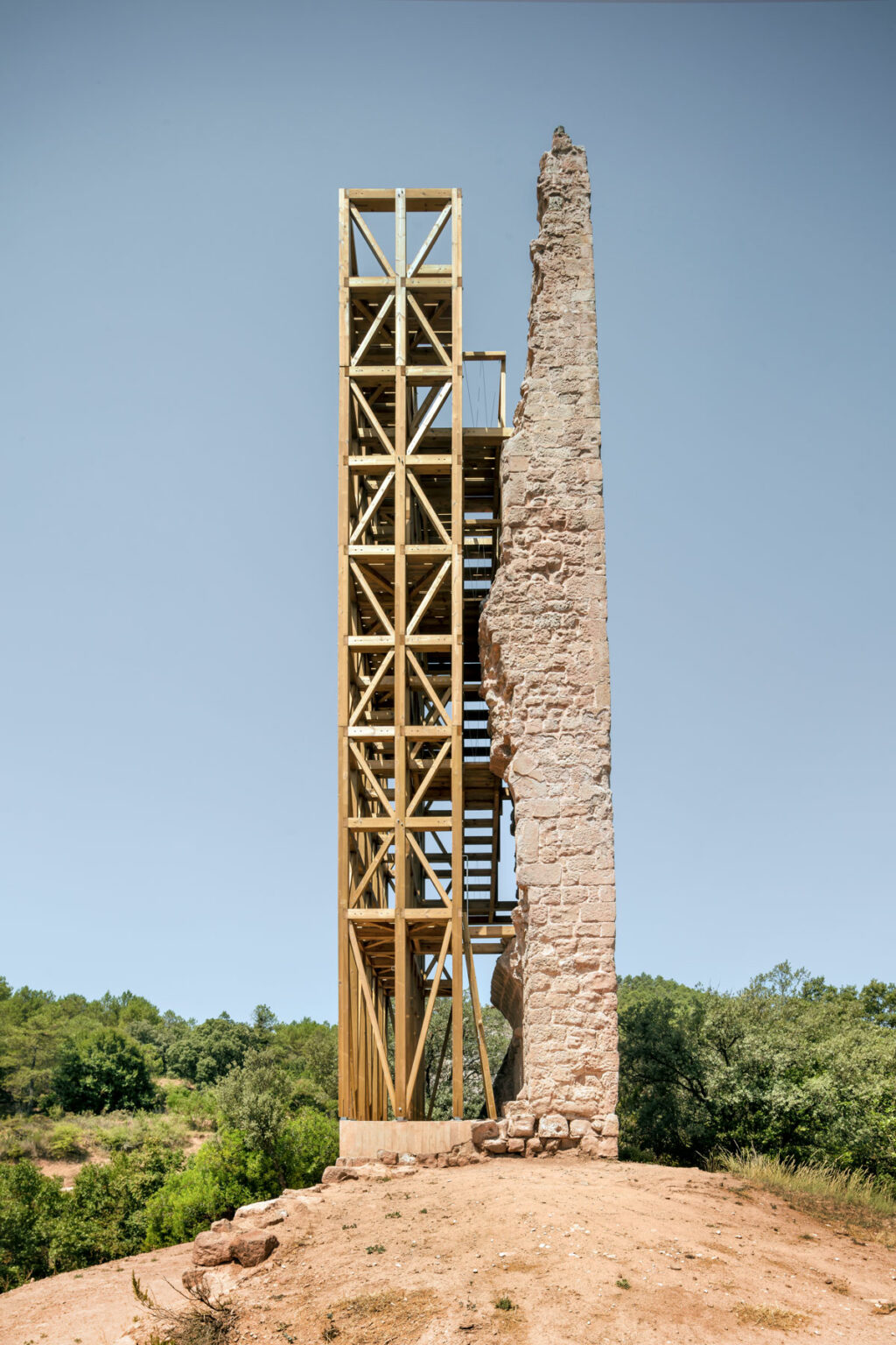 Carles Enrich > Recovery of Merola’s Tower | HIC