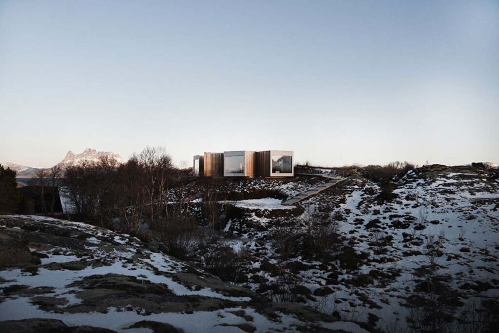 Think Architecture > House on a Rock | HIC