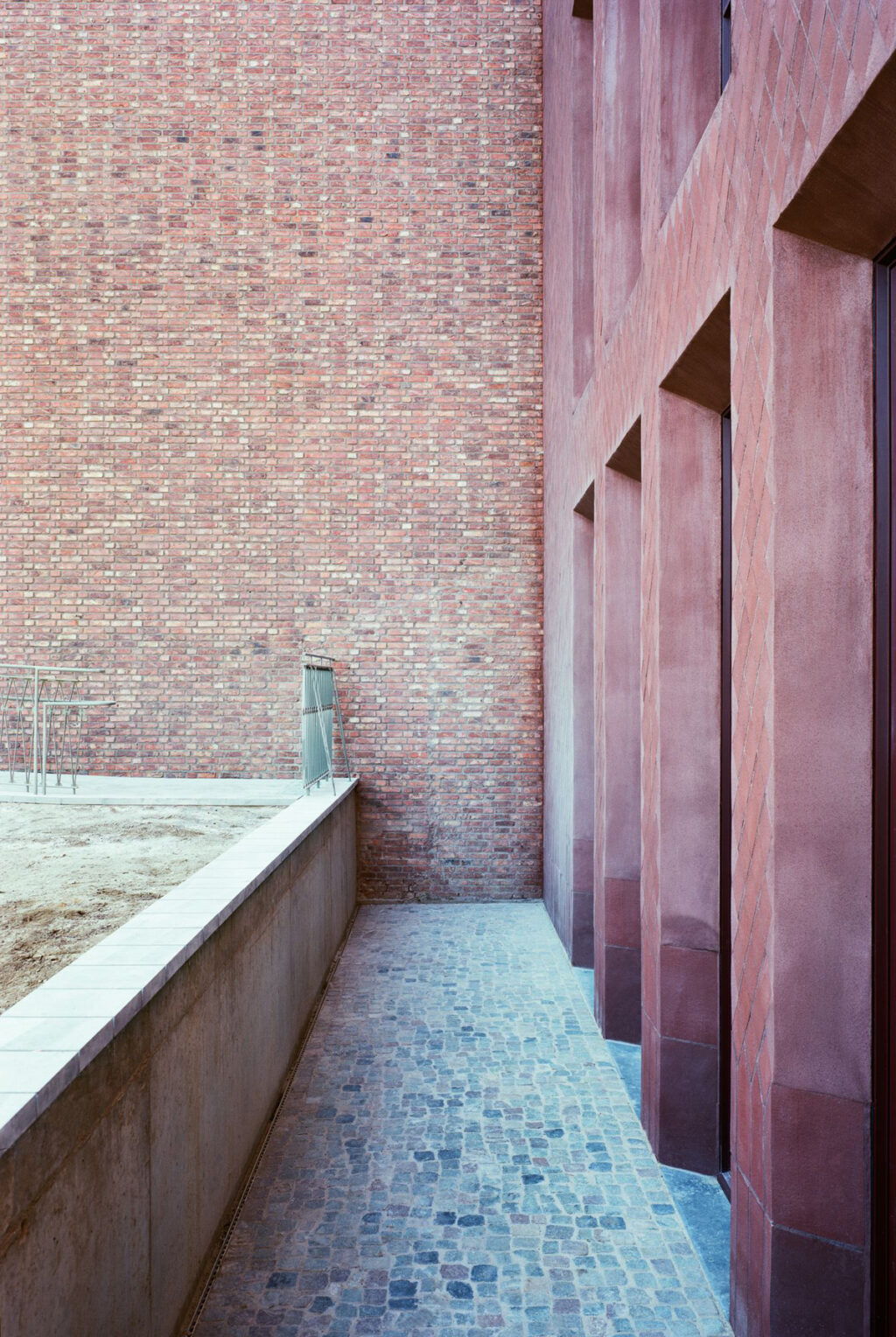 Francesca Torzo > z33 house for contemporary art | HIC