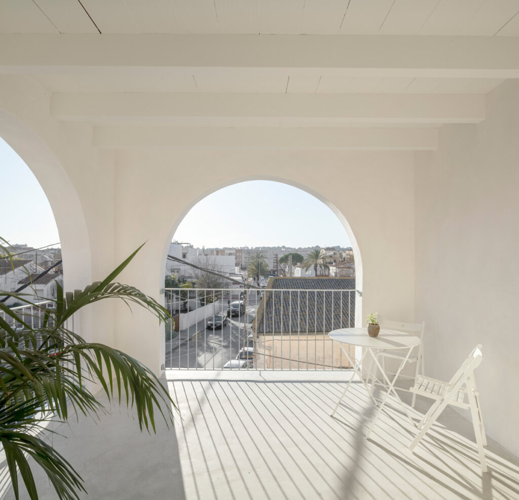 dataAE > Multi-Family building | HIC