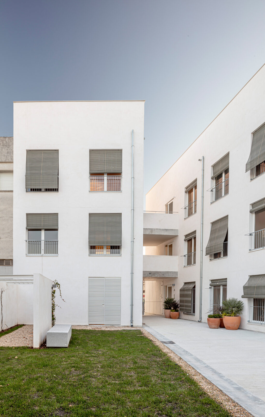 dataAE > Multi-Family building | HIC