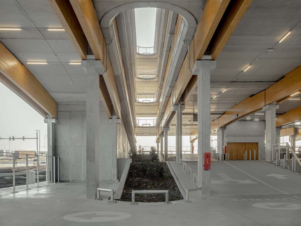 HUB > Park+Ride Antwerp | HIC