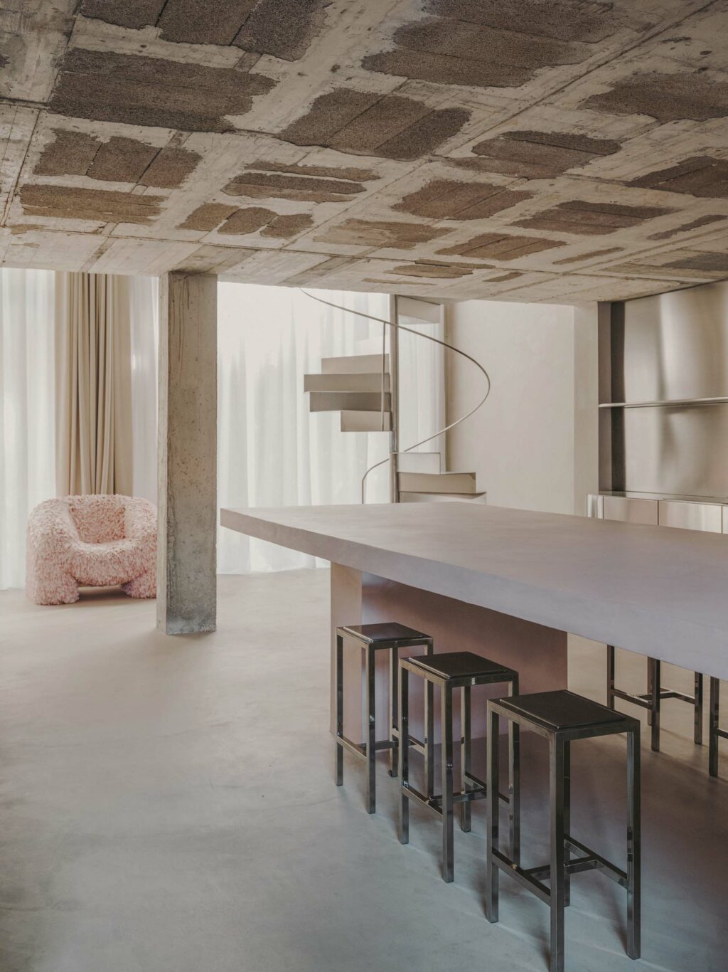 Isern Serra > Andres Reisinger Studio | HIC