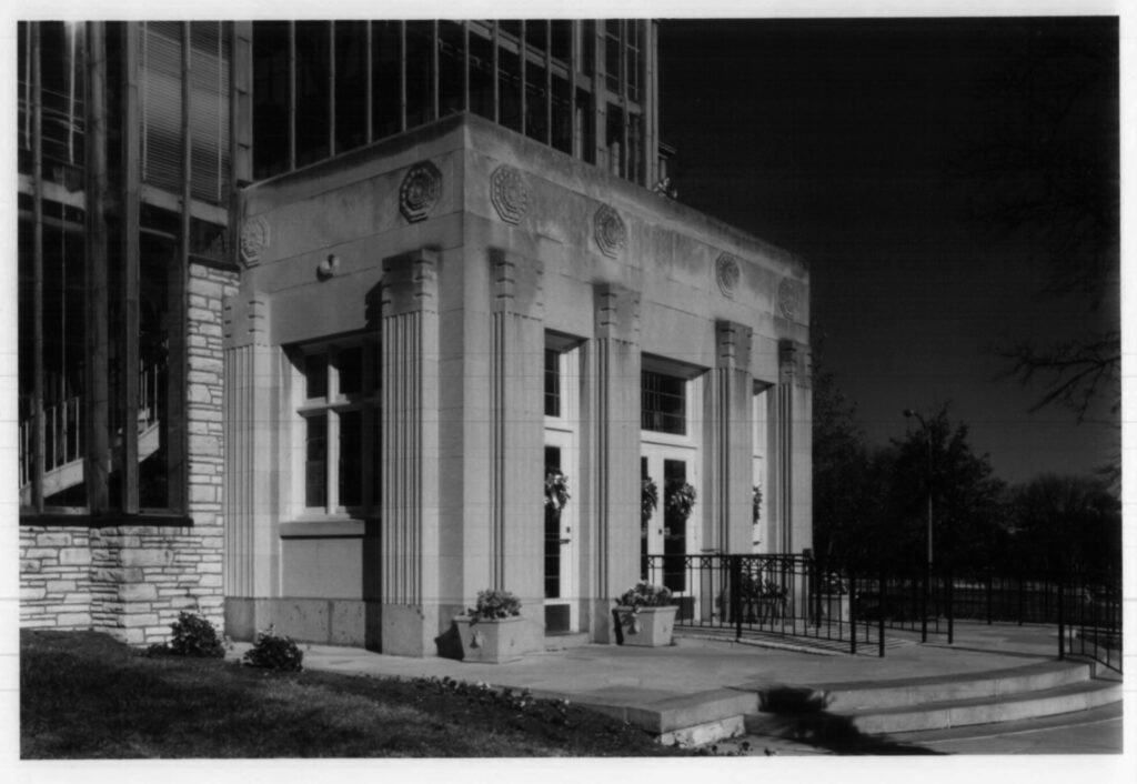 William C. E. Becker > Jewel Box | HIC