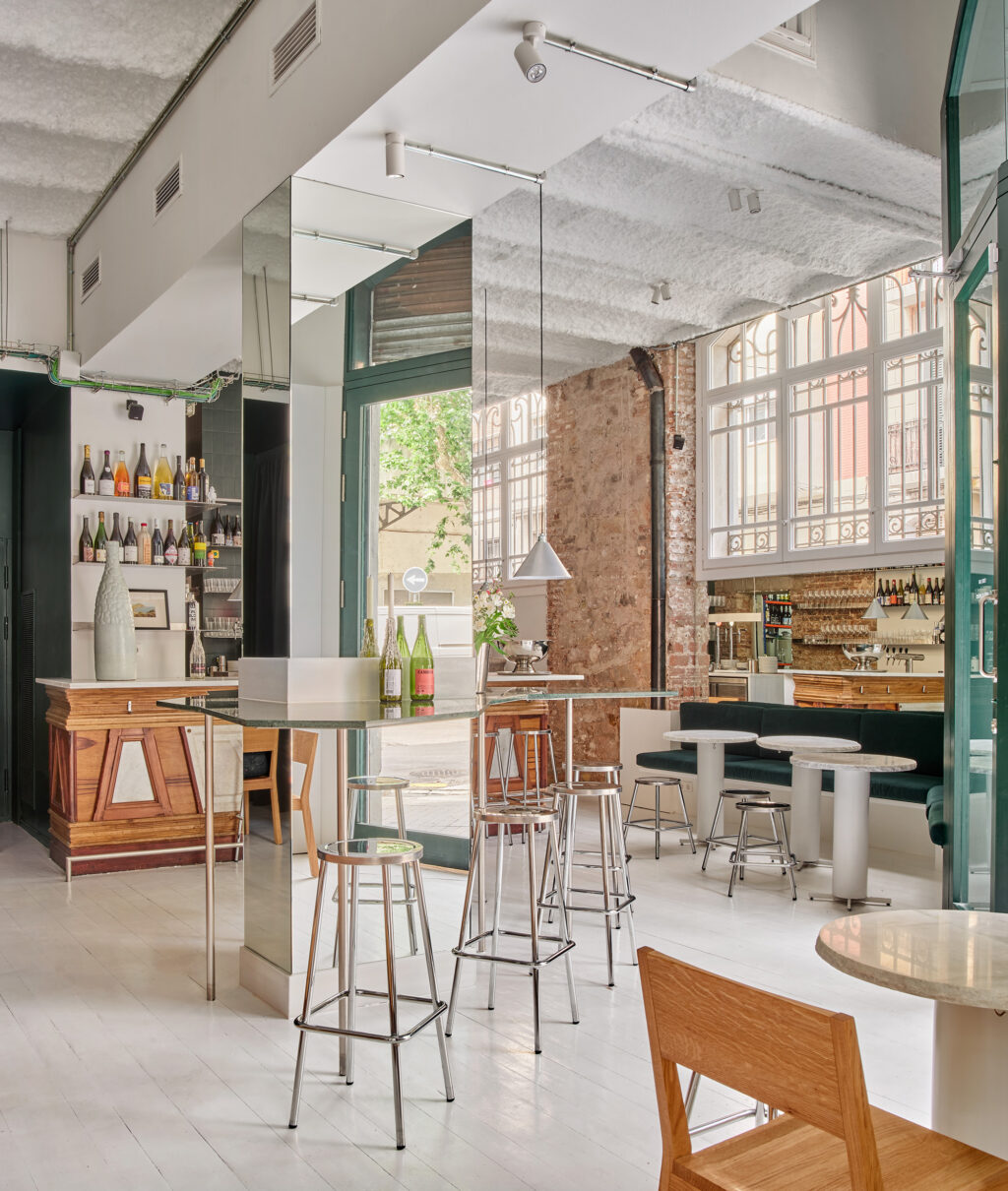 h3o > Tiberi Bar | HIC