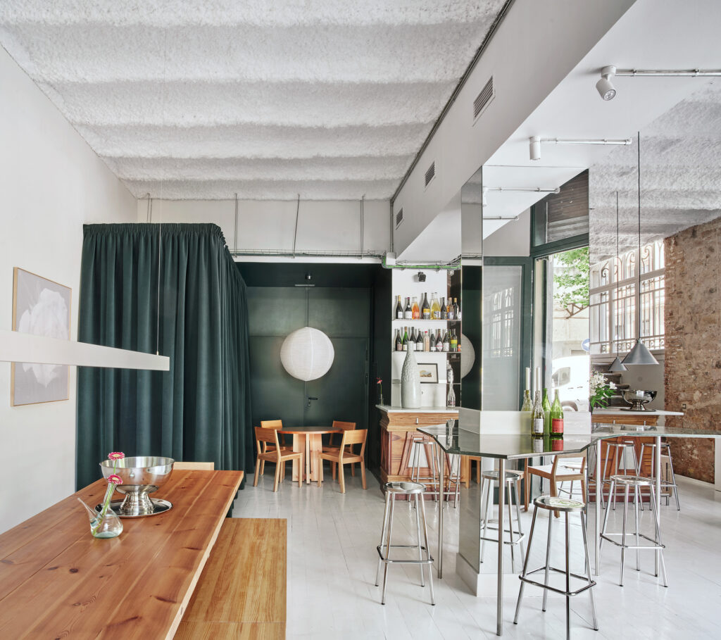 h3o > Tiberi Bar | HIC