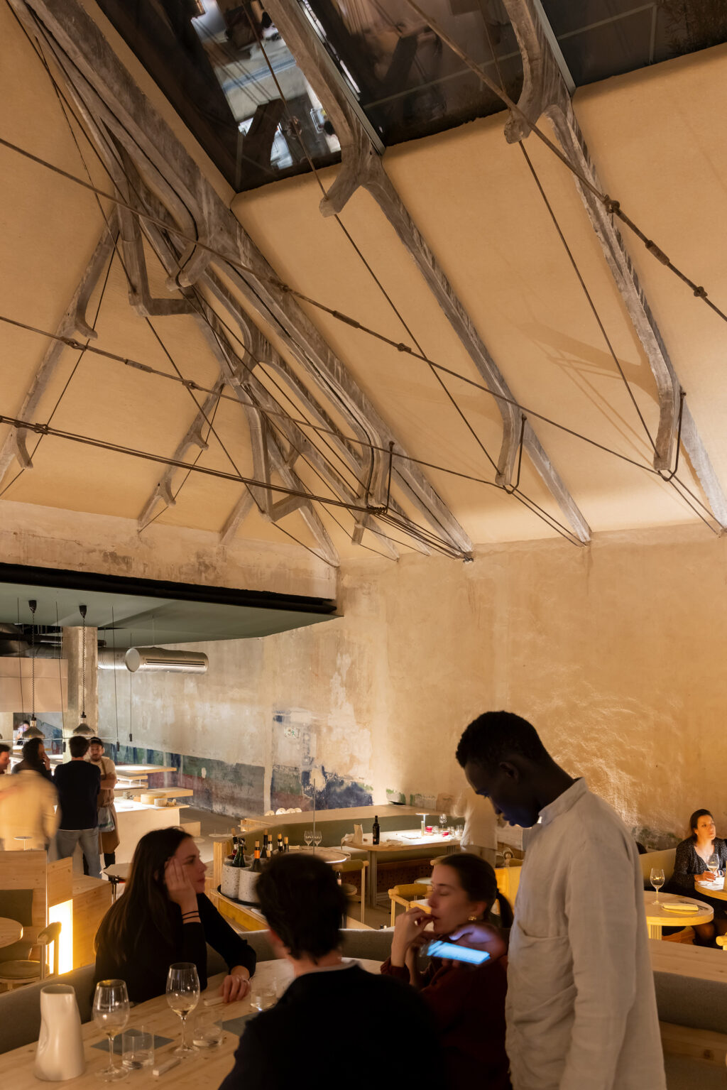 Selgascano + Andreu Carulla > Restaurante TRAMO | HIC