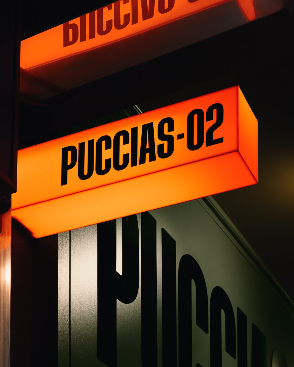 Stefano Colli, Carles Novell > Puccias | HIC